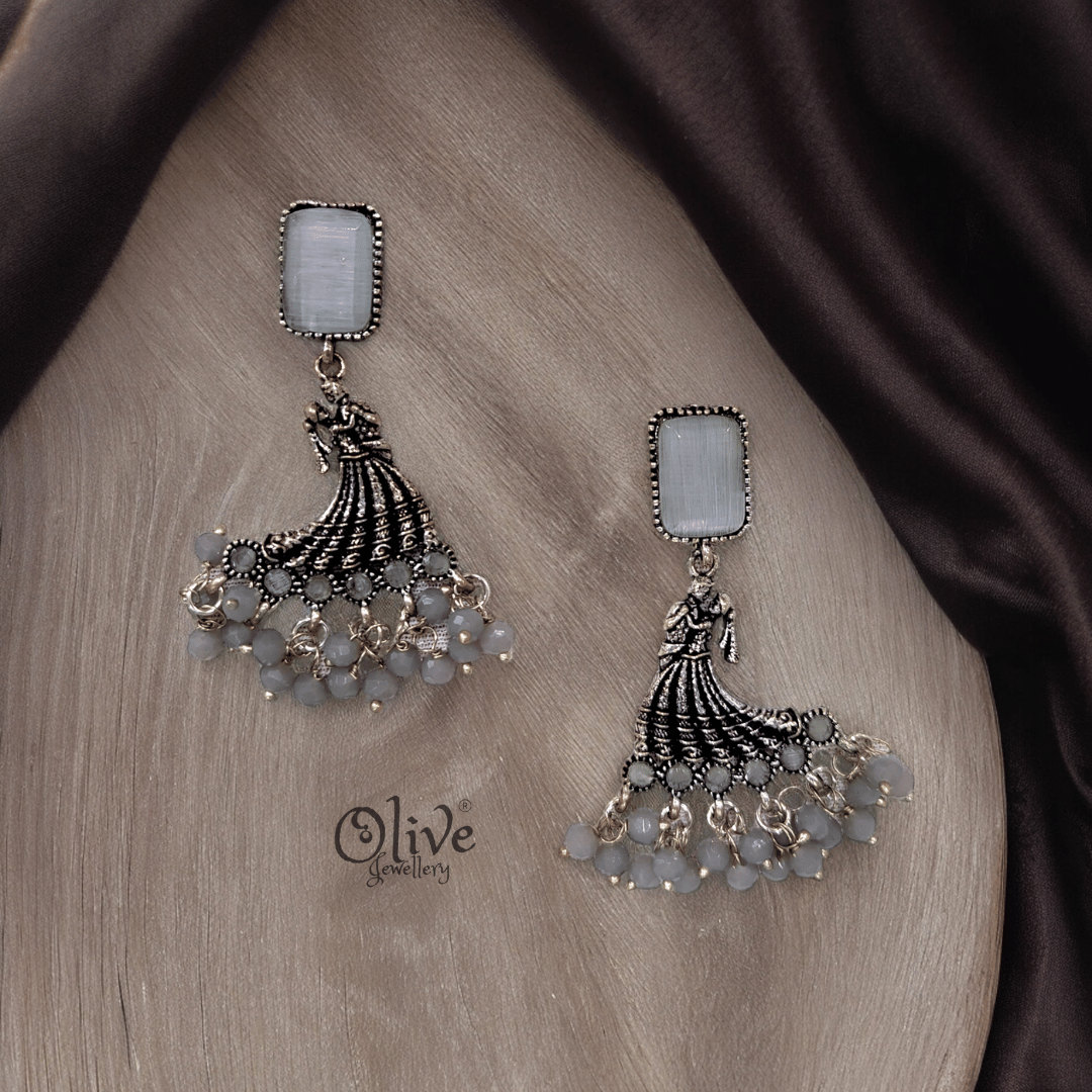 The Silver Dancing Couple - Silver Replica Collection – Olive Jewellery